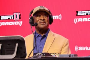The Life And Career Of Mel Renfro (Story)