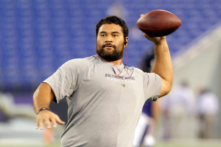 The Life And Career Of Haloti Ngata (Story)
