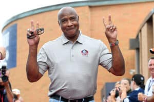 The Life And Career Of Lynn Swann (Story)