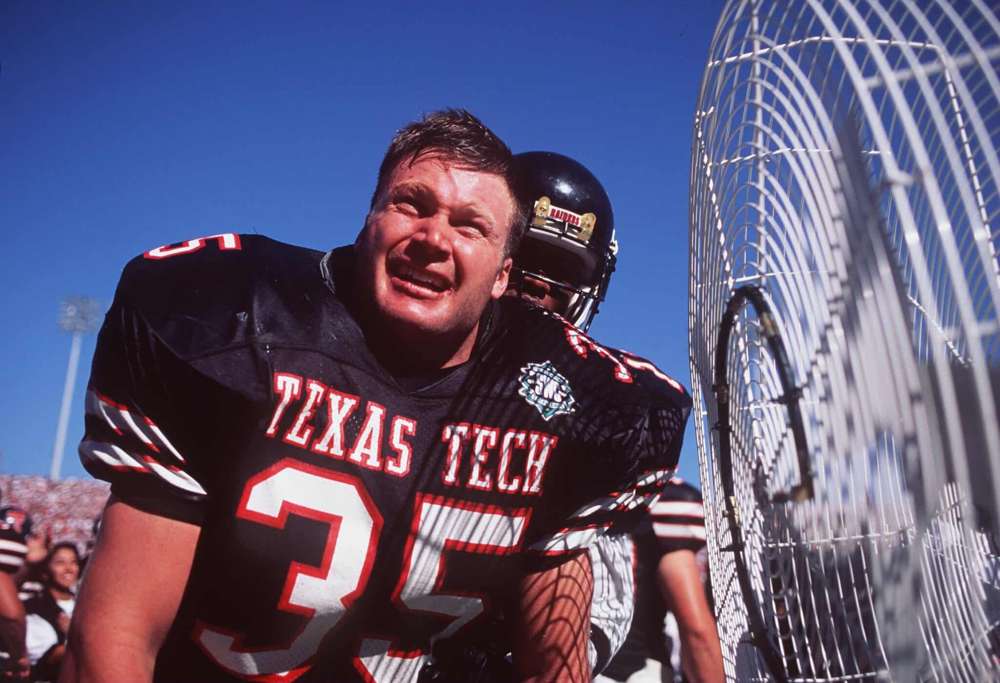 The Life And Career Of Zach Thomas (Story)
