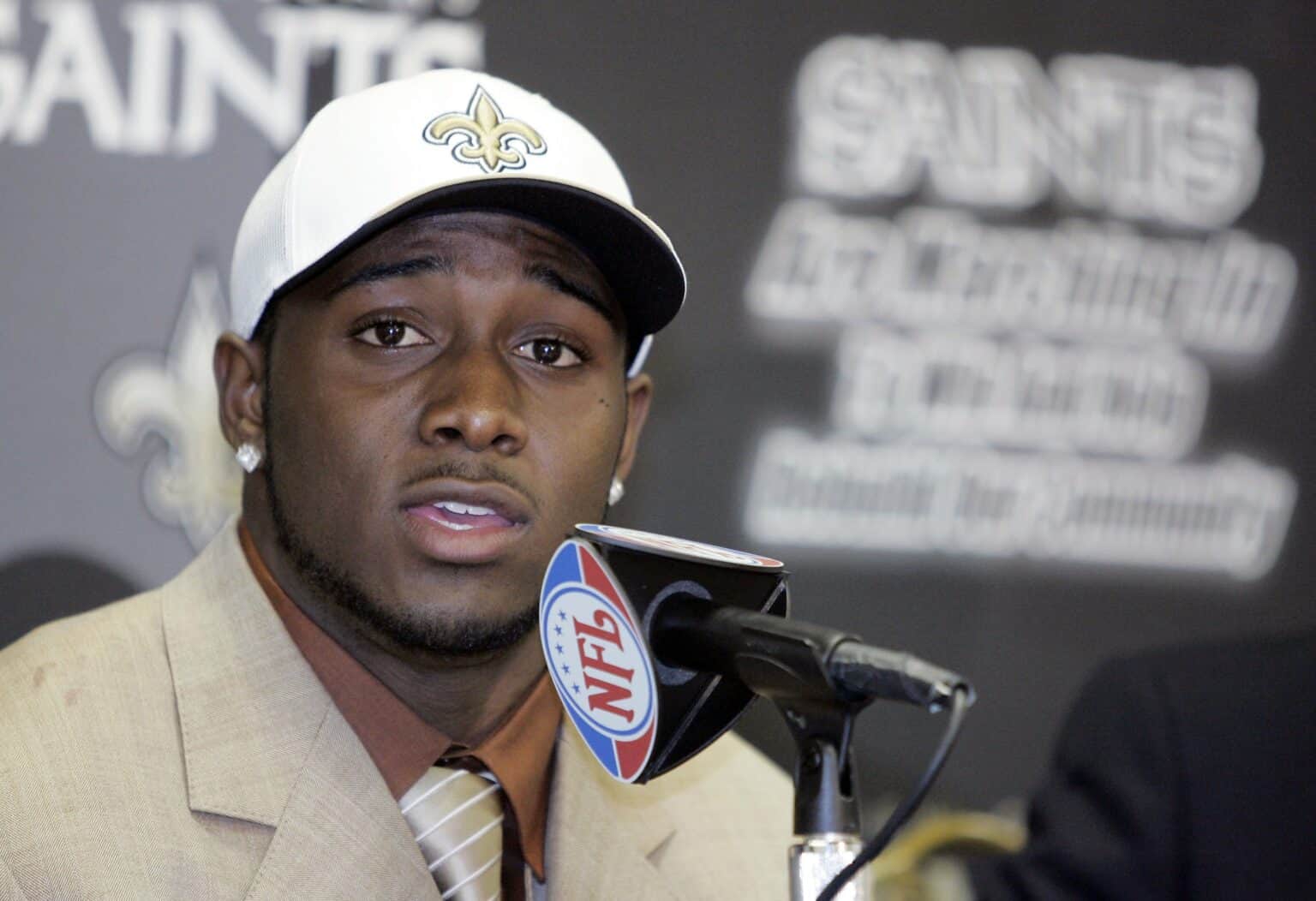 The Life And Career Of Reggie Bush (Story)